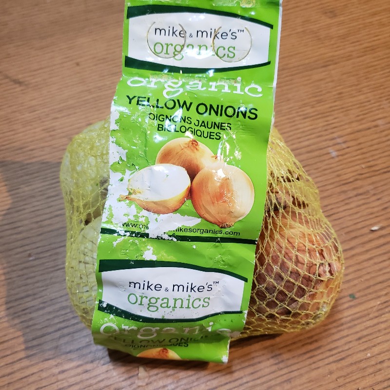 Onions, Yellow 3lb - Mike & Mike's